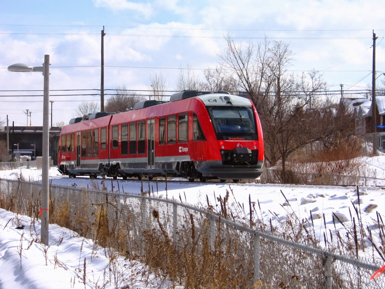 Ottawa’s O-Train : Rail for the Valley